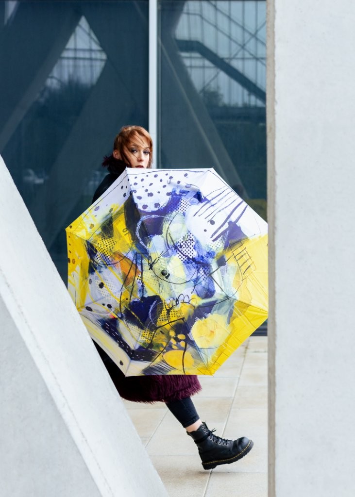 Razvedrite ulice svoga grada – nova kolekcija Mirna Sišul kišobrana